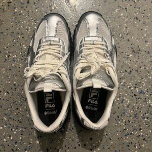 Fila | Shoes | Fila Interun Echappe Ms Silver Moon Us Womens 7 | Poshmark